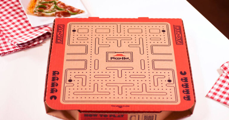Pizza Hut Revives the Nostalgic Pac-Man Fever Using Augmented Reality ...