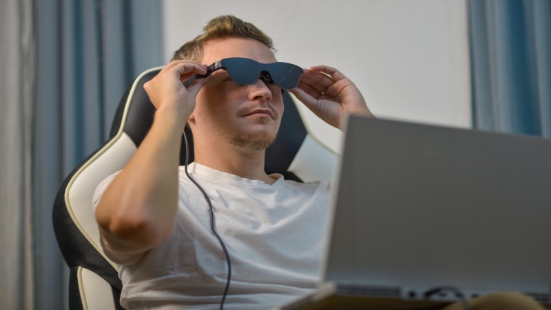 Xreal Project Aura Smart Glasses to Launch in 2026 | Immersive Technology